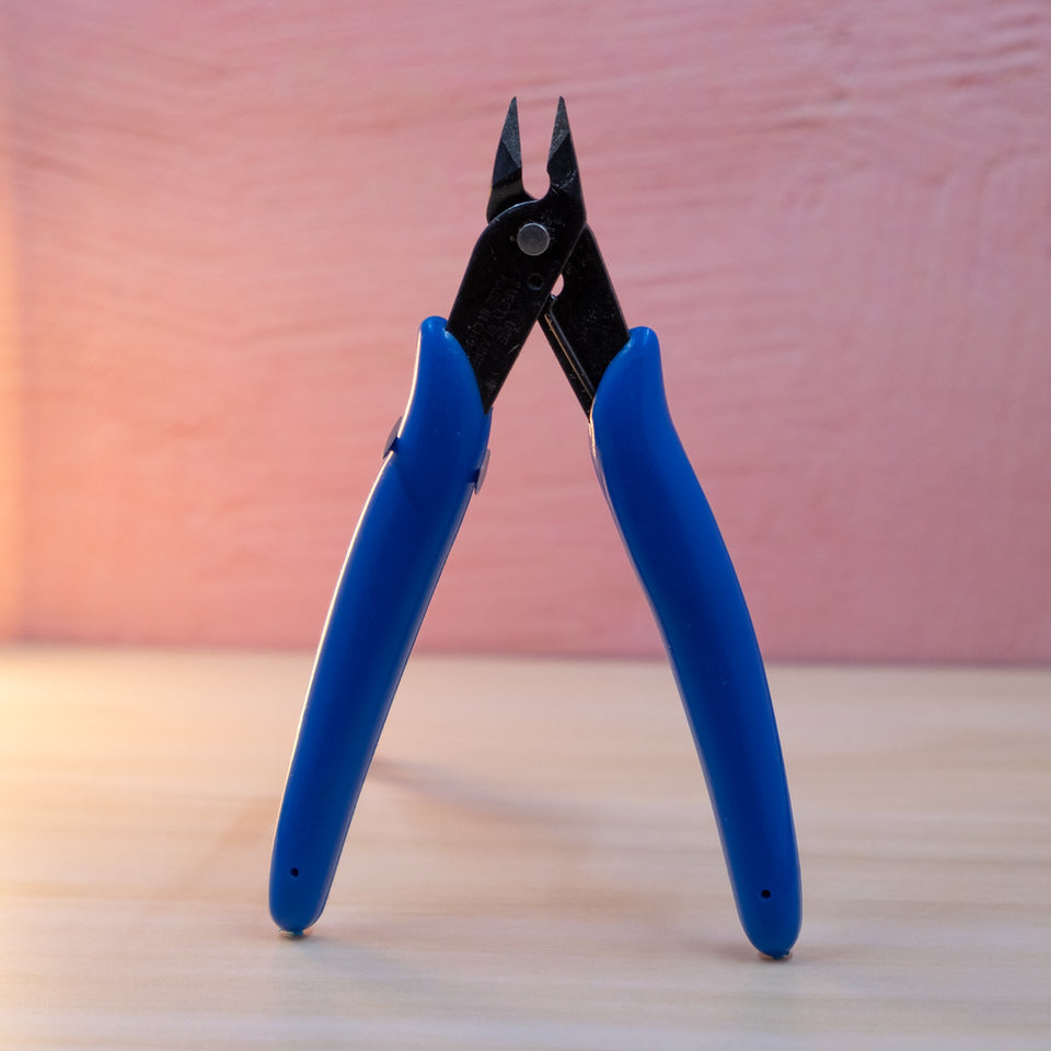 Metal Snippers – Crafts N' Things Hobbies & Games